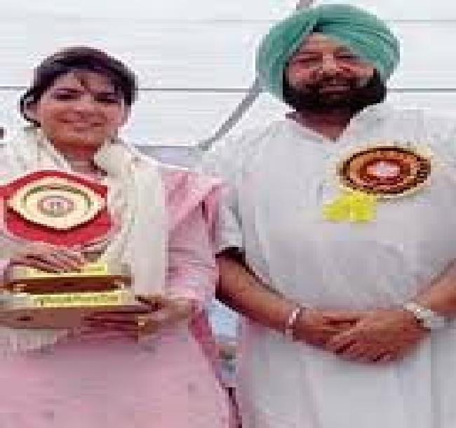 Aroosa Alam President of South Asia Free Media Association